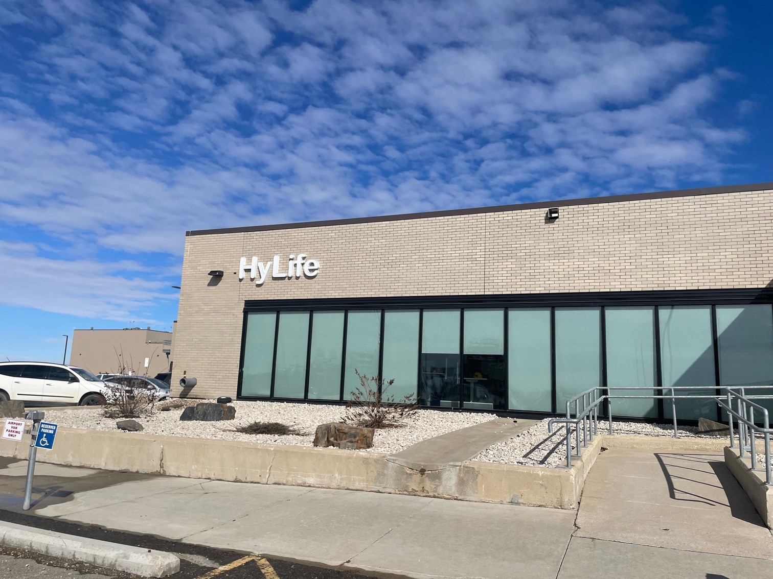 Consul-General Wajima Tours HyLife Neepawa Plant in Manitoba ...